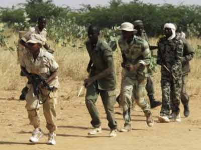 Rivalry gangs kill 15 in Mali desert