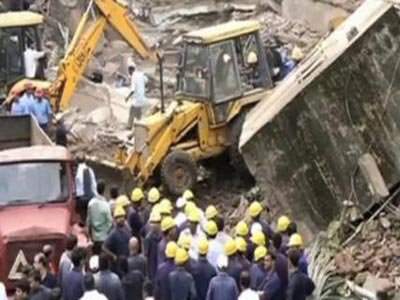 Hunt for survivors at collapsed Pakistan’s building site continues