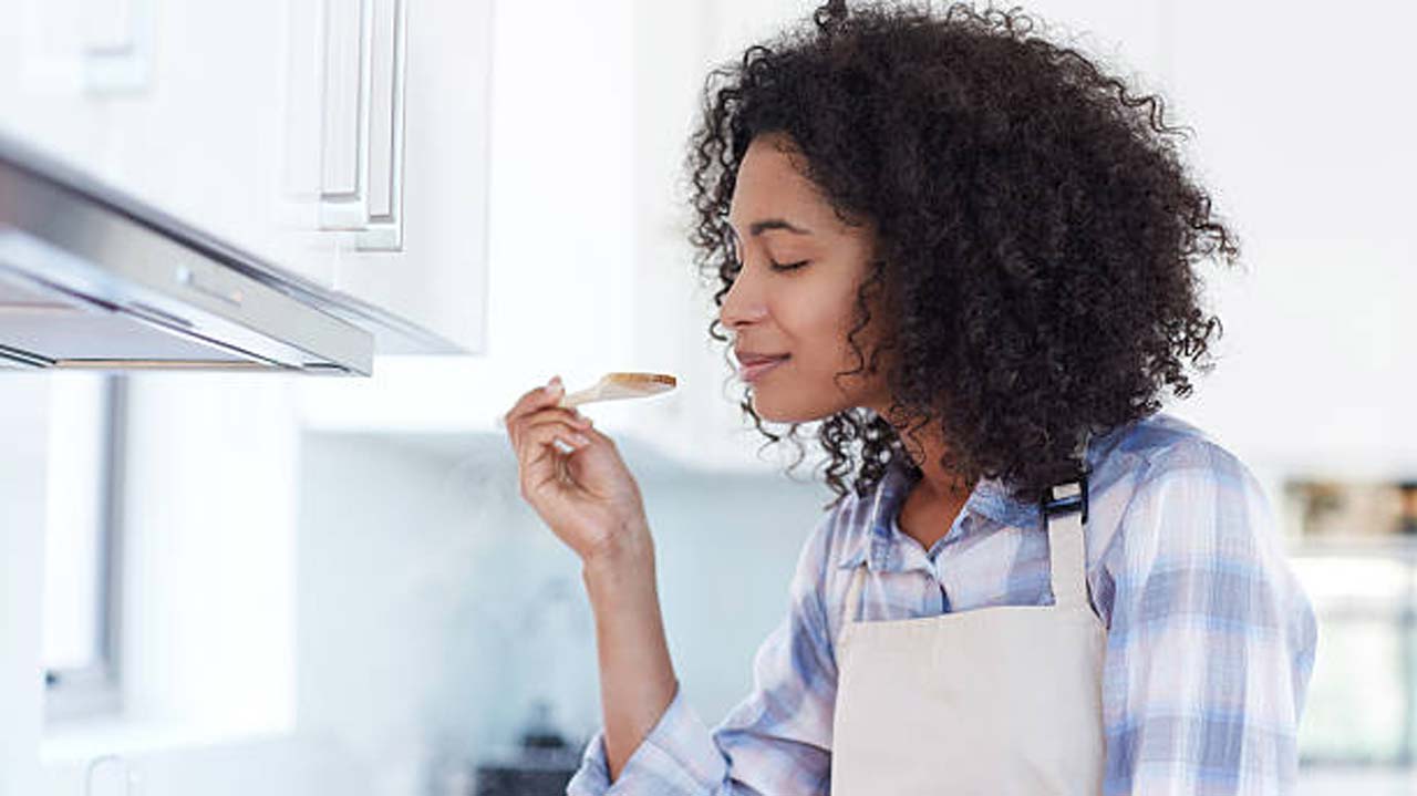 Could smelling food lead to weight gain, high blood pressure, heart ...