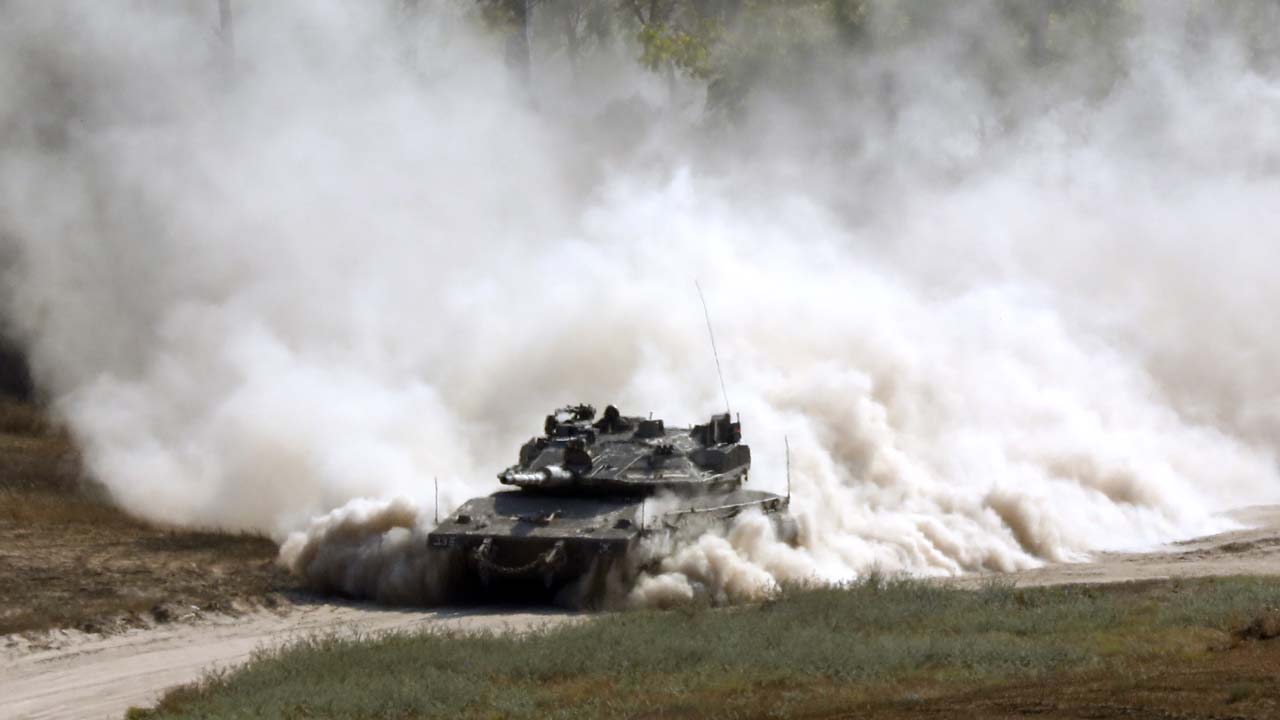Israeli hits dozens of Gaza targets after mortar barrage | The Guardian ...
