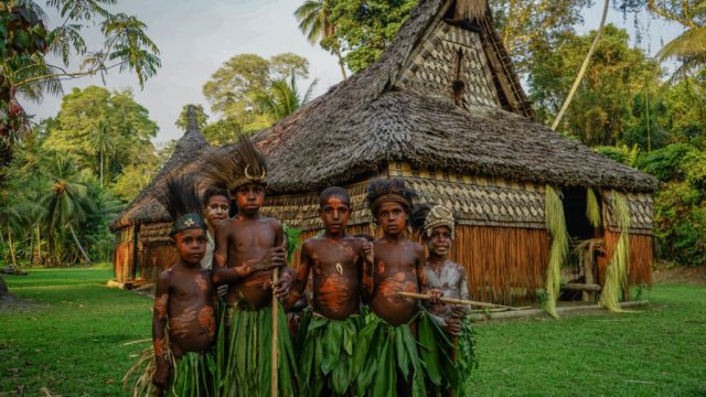 The Papua New Guinean Tribe Where Gender Roles Are Flexible