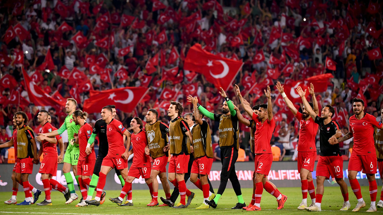 Turkey slams Iceland over airport 'disrespect' to football team | The ...
