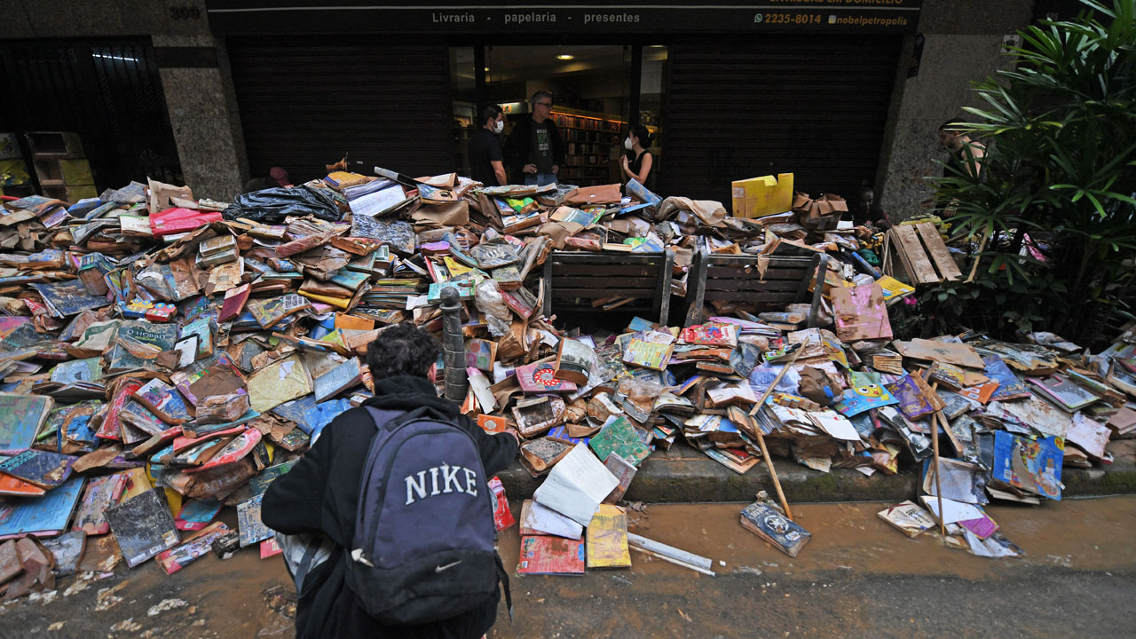 Brazil storm death toll rises to 165