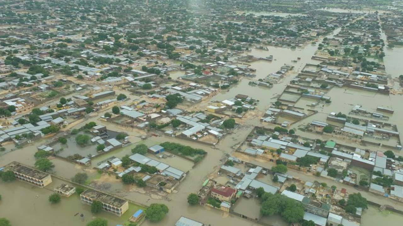 Hundreds flee massive flooding in Chad capital