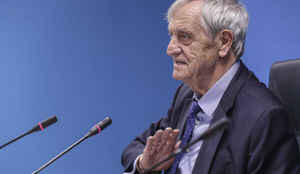 Special Representative of the Secretary-General (SRSG) Nicholas Haysom ...