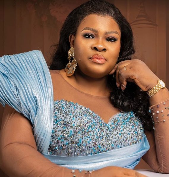 Trailblazing Visionary: Omobolanle keeps inspiring excellence, humanity ...