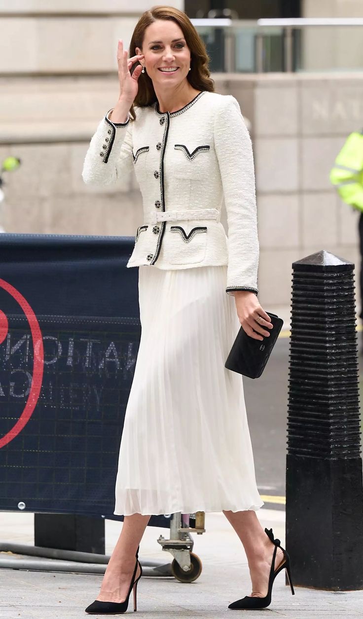 Kate Middleton Reveals Cancer Diagnosis