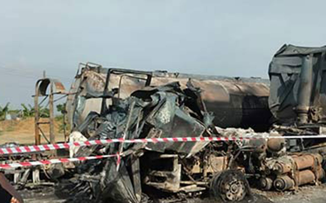Scores feared dead, 70 vehicles burnt as patrol tanker explodes in ...