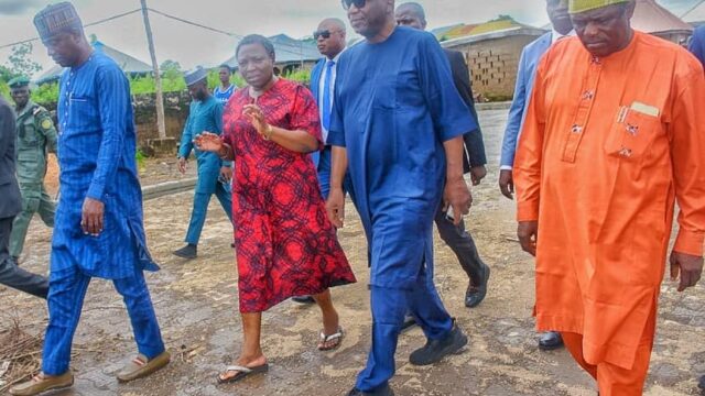 Kwara governor visits Bode Saadu after devastating floods | The ...