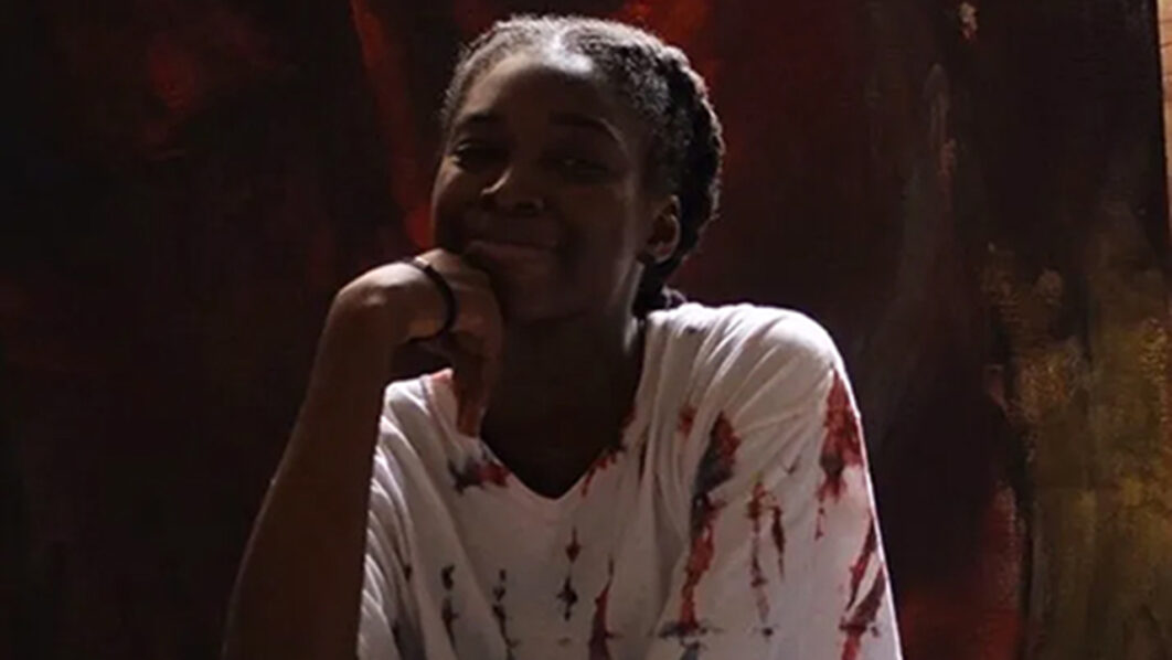 In how to hold a Moonbeam, IyunOla interrogates transient Nature Of Life