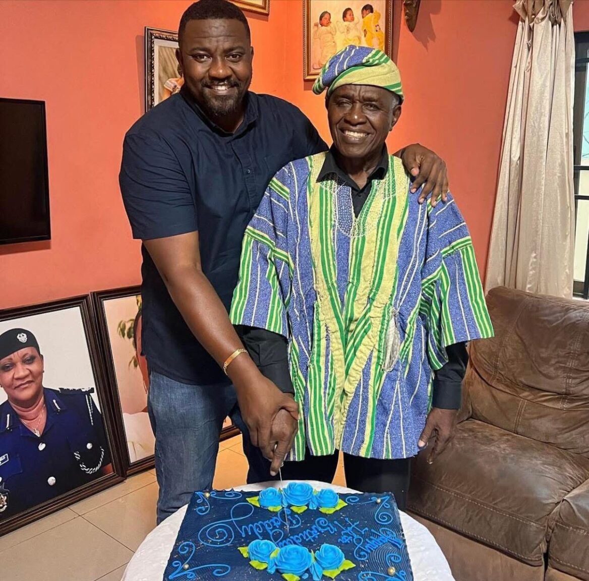 Ghanaian actor, Dumelo, announces father’s death at 75