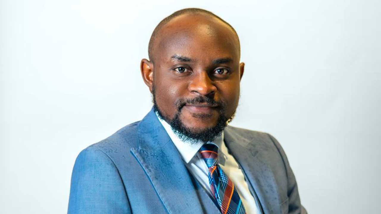 Victor Adekunle honored with NAUS National Outstanding Leadership Award | The Guardian Nigeria ...