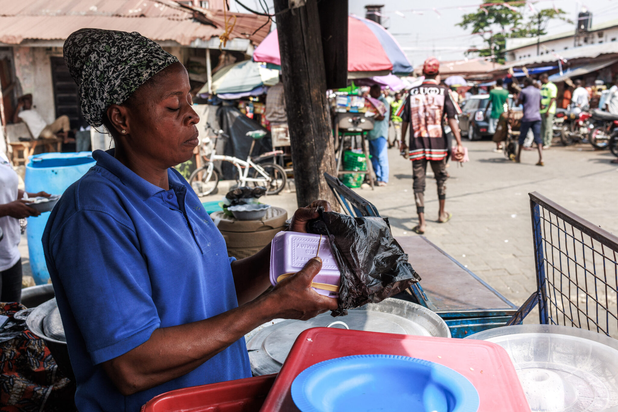 Sanwo-Olu tasks food vendors, waste workers on hygiene