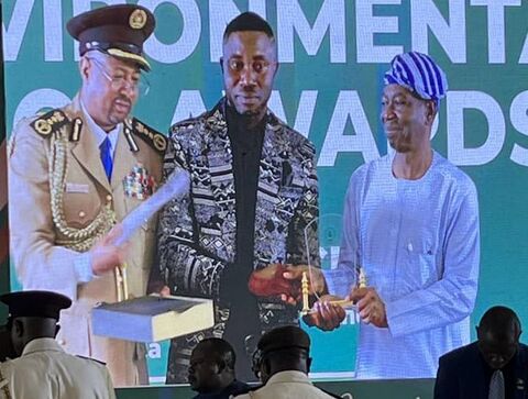 Expert wins environmental health award
