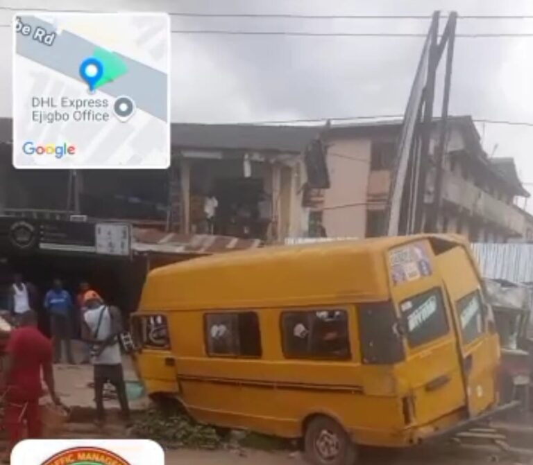 Driver, conductor flee as bus kills pedestrian, injures two in Lagos