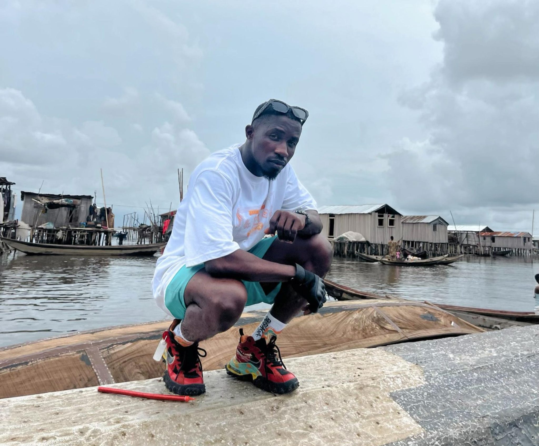 Official DJ Flex spreads joy celebrates a stranger’s birthday in Ajah ...