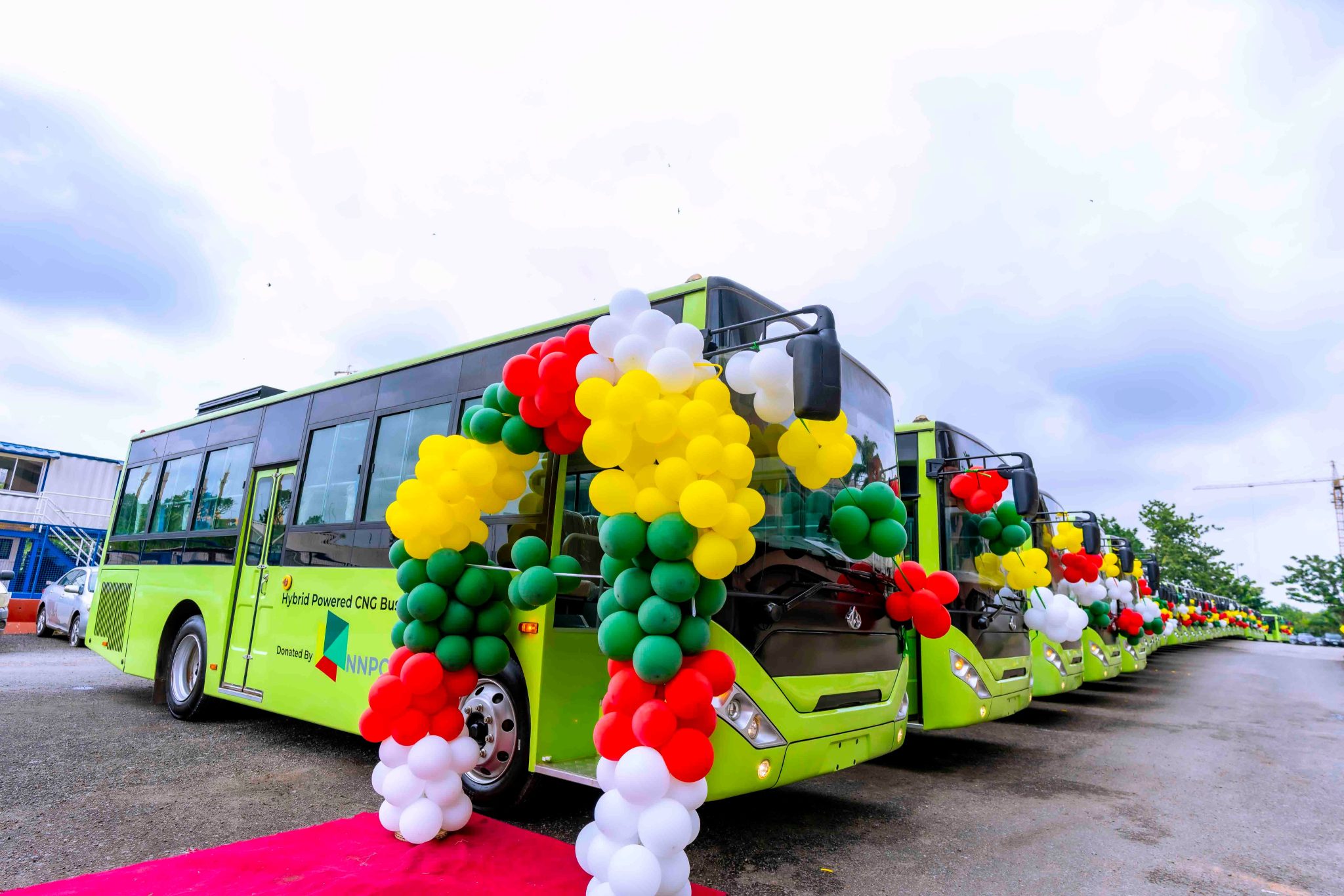 In Pictures: NNPC Ltd. donates 35 CNG buses to presidential gas initiative