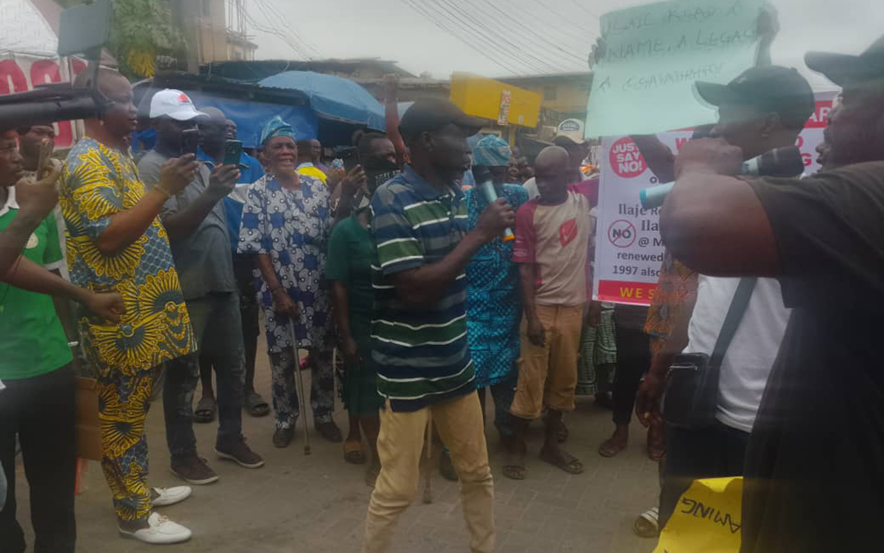 Community protests against renaming of road by Bariga LCDA