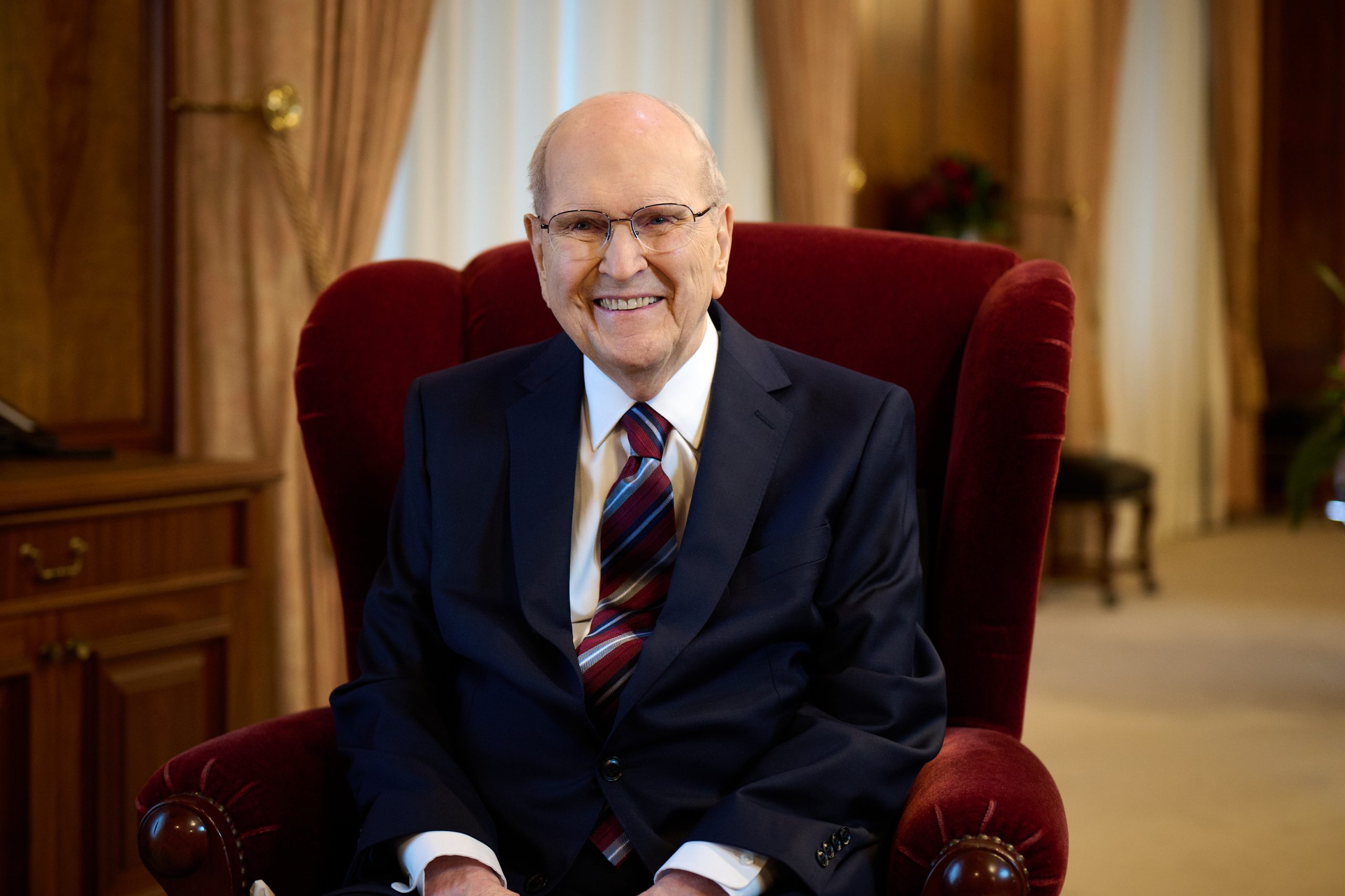 Head of Mormon church dies at 101