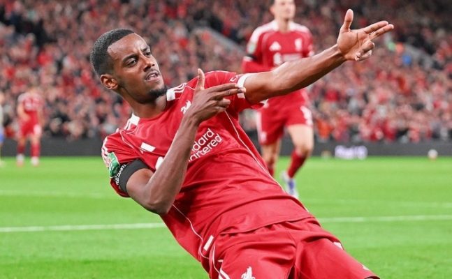 League Cup: Isak scores first Liverpool goal, Chelsea survive scare
