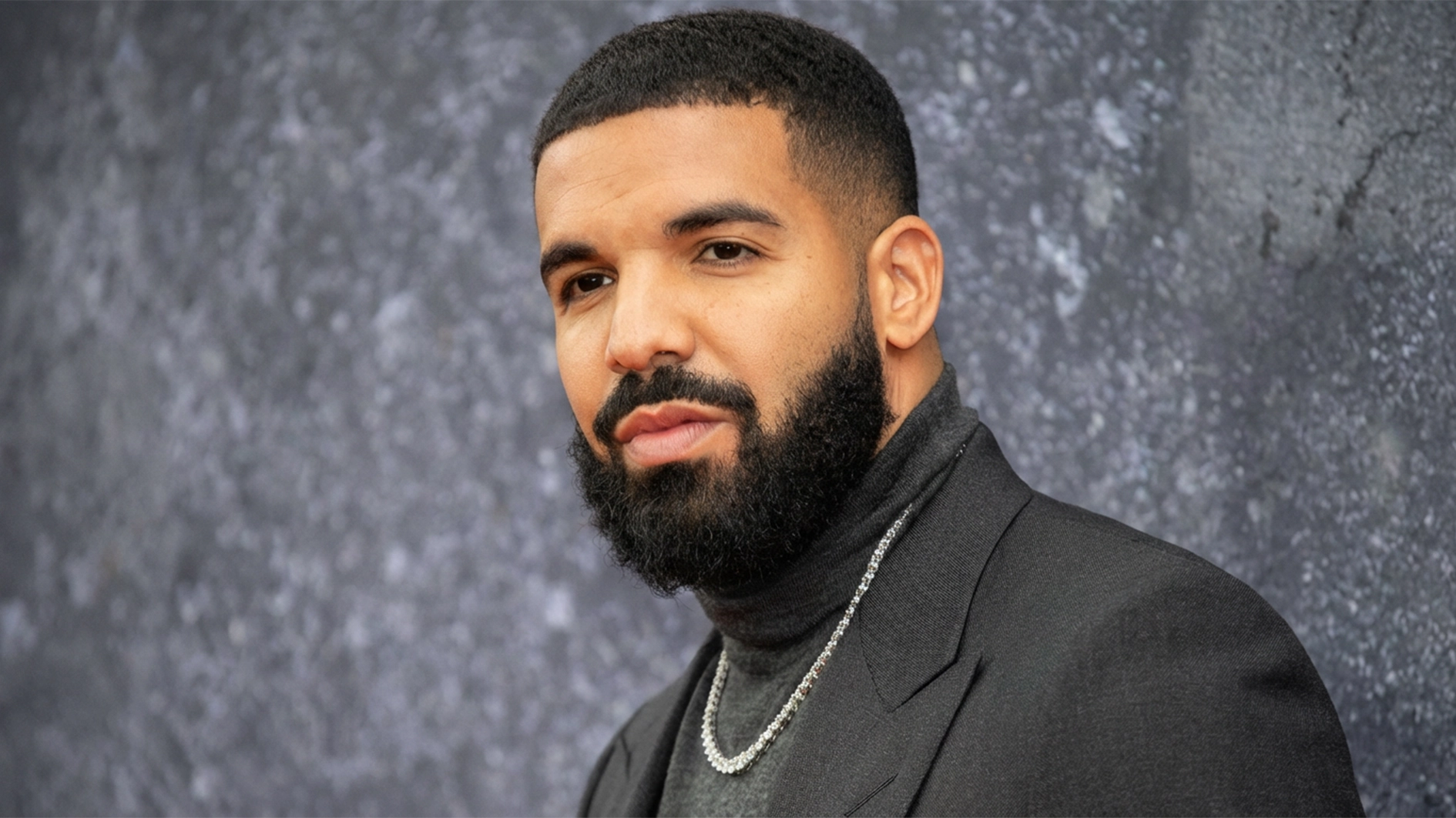 Drake ends 2025 as Apple Music’s most-streamed artiste