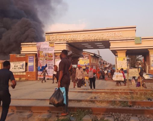Traders panic as fire outbreak guts Arena Market in Lagos