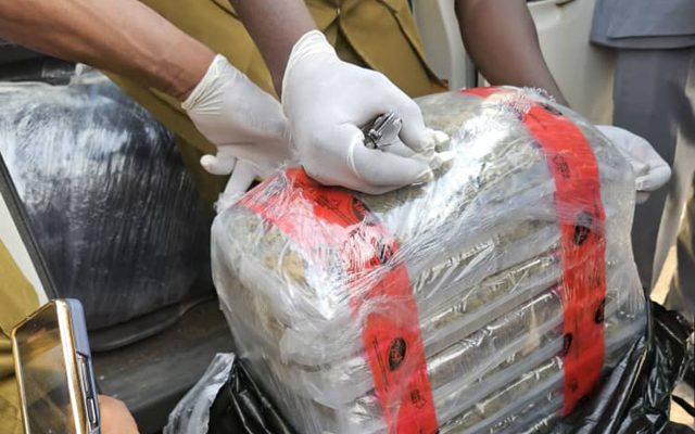 Police arrest two dismissed soldiers, recover stolen vehicles in Ibadan